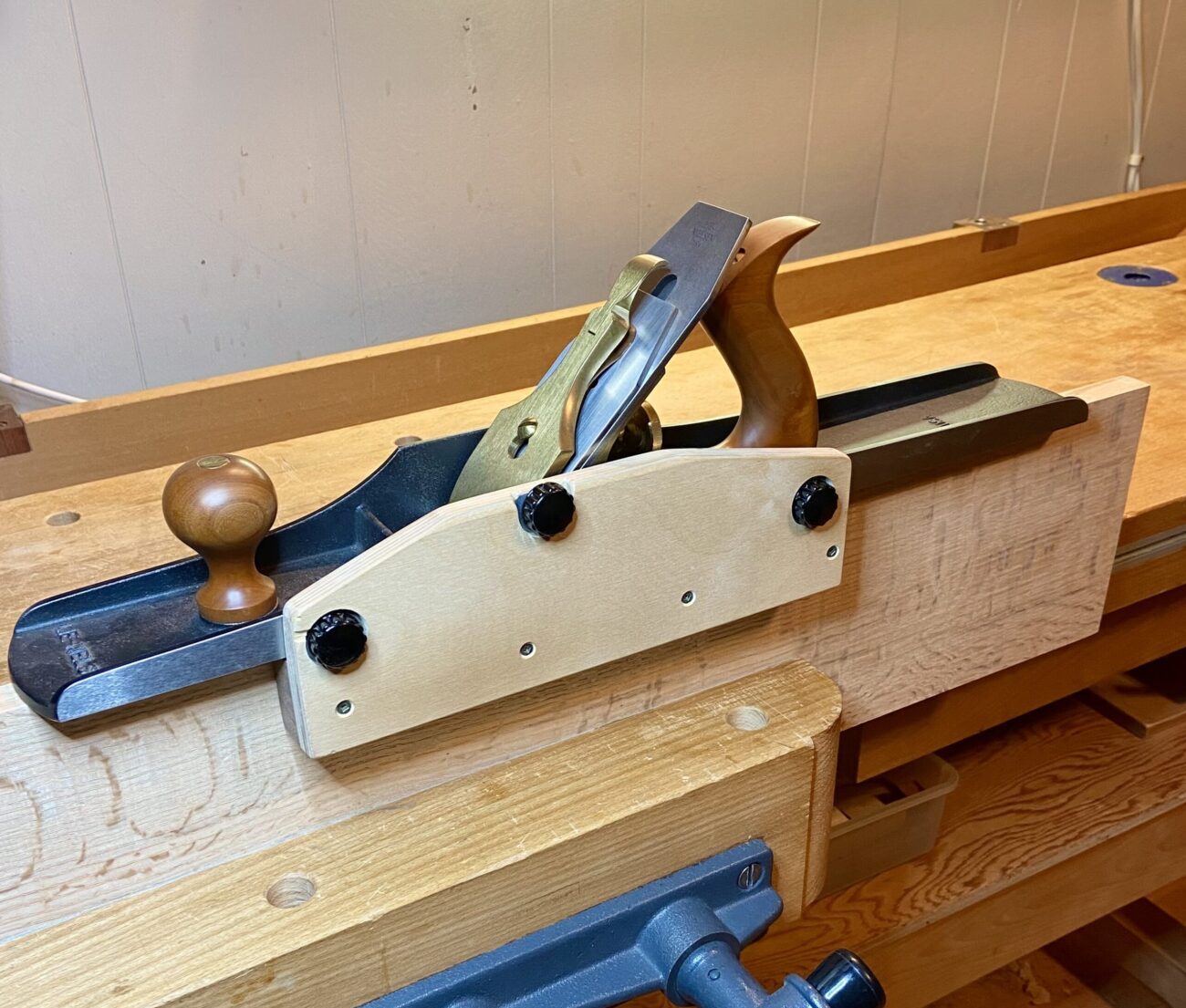 Heartwood » Blog Archive » Attach this to your plane to cut a square edge